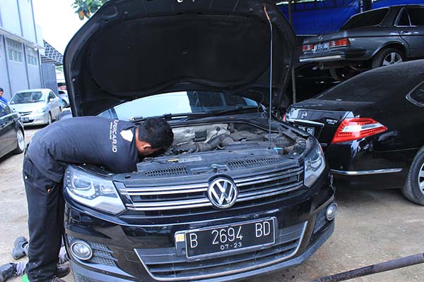 Servis Mobil Volkswagen, Bengkel Online, Montir Siap Datang